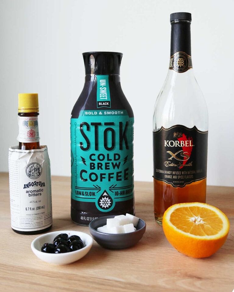 Easy Cold Fashioned Cocktail Recipe - Very Obsessed